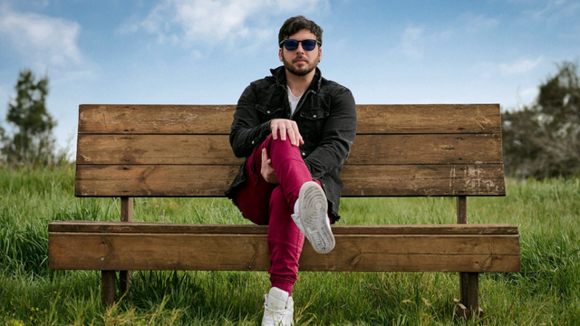 טל בן נון (טליס) מסביר למה כתב את הלהיט "בוורלי חדרה"