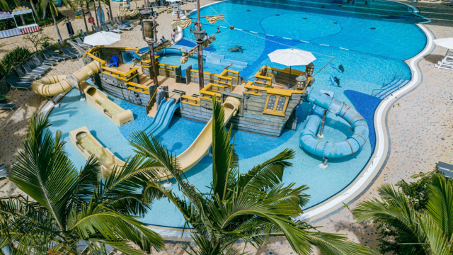 מתגלשים לפני כולם: פארק המים שפיים נפתח - אלו המחירים